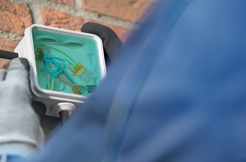 Zwei-Komponenten-Gele zum Abdichten - Sichere Kabelverbindungen zu Land ...